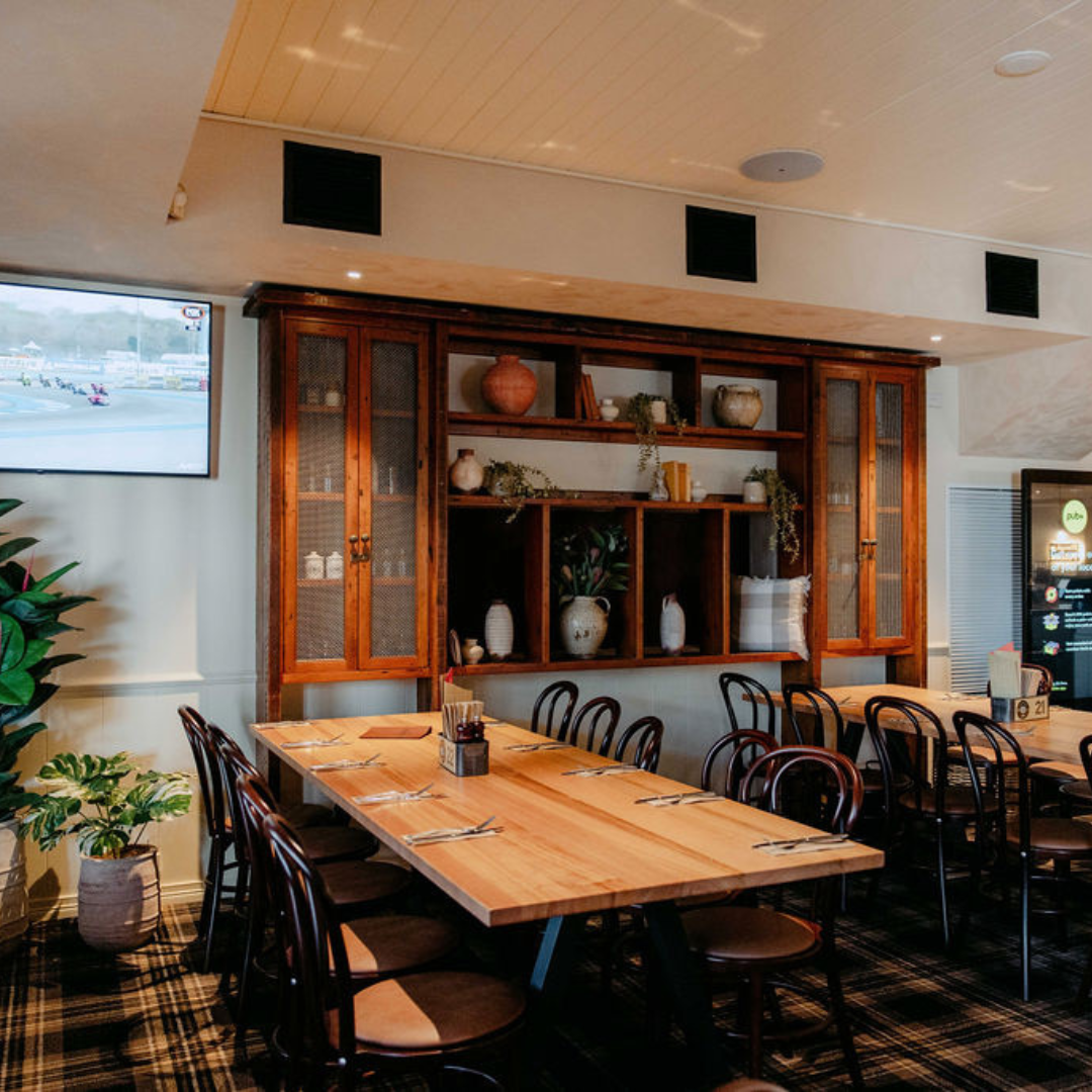 Oxenford Tavern, Oxenford, QLD