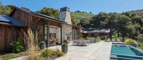 How Monterey Colonial and Ranch Style Architecture Shapes West Coast ...