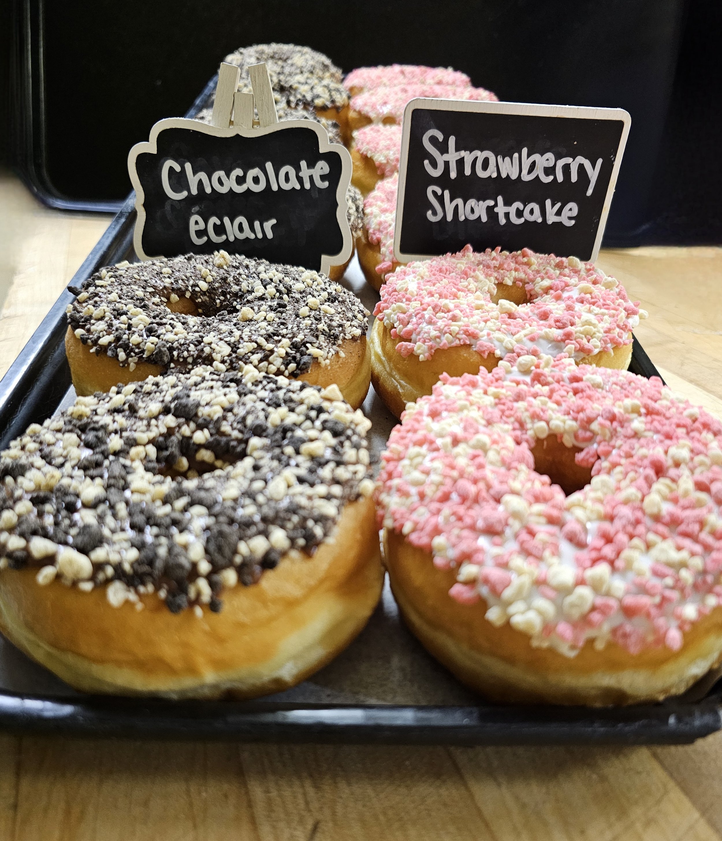 MRS. MURPHY'S DONUTS