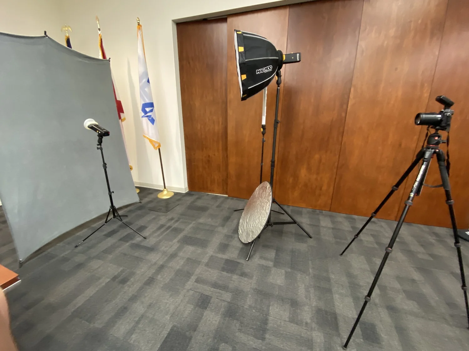 Is the Westcott X-Drop backdrop stand the best portable solution for ...
