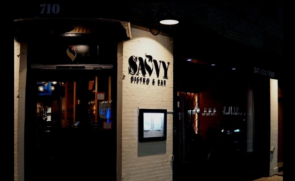 Savvy Bistro and Bar