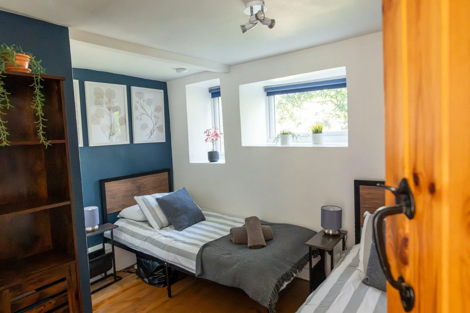 Discover Riverside Bliss at Lym River Cottage - LymeRegisStays.co.uk ...