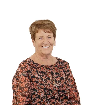 The Bayleys Taupo Team - One team with one goal — Bayleys Taupo - Real ...