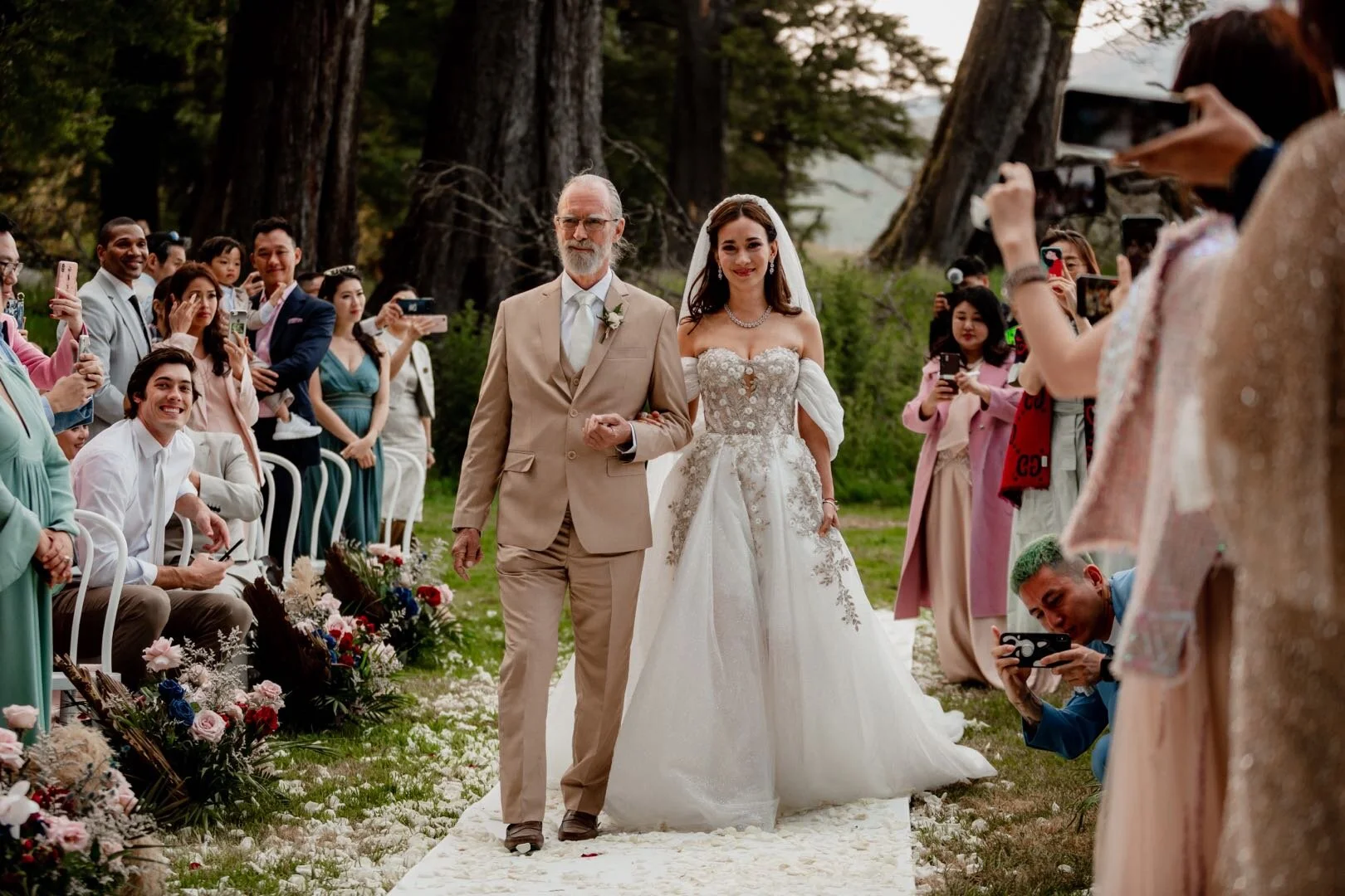 Queenstown Tipi Wedding | Han Geng & Celina Horan Wedding — aMoment Wedding