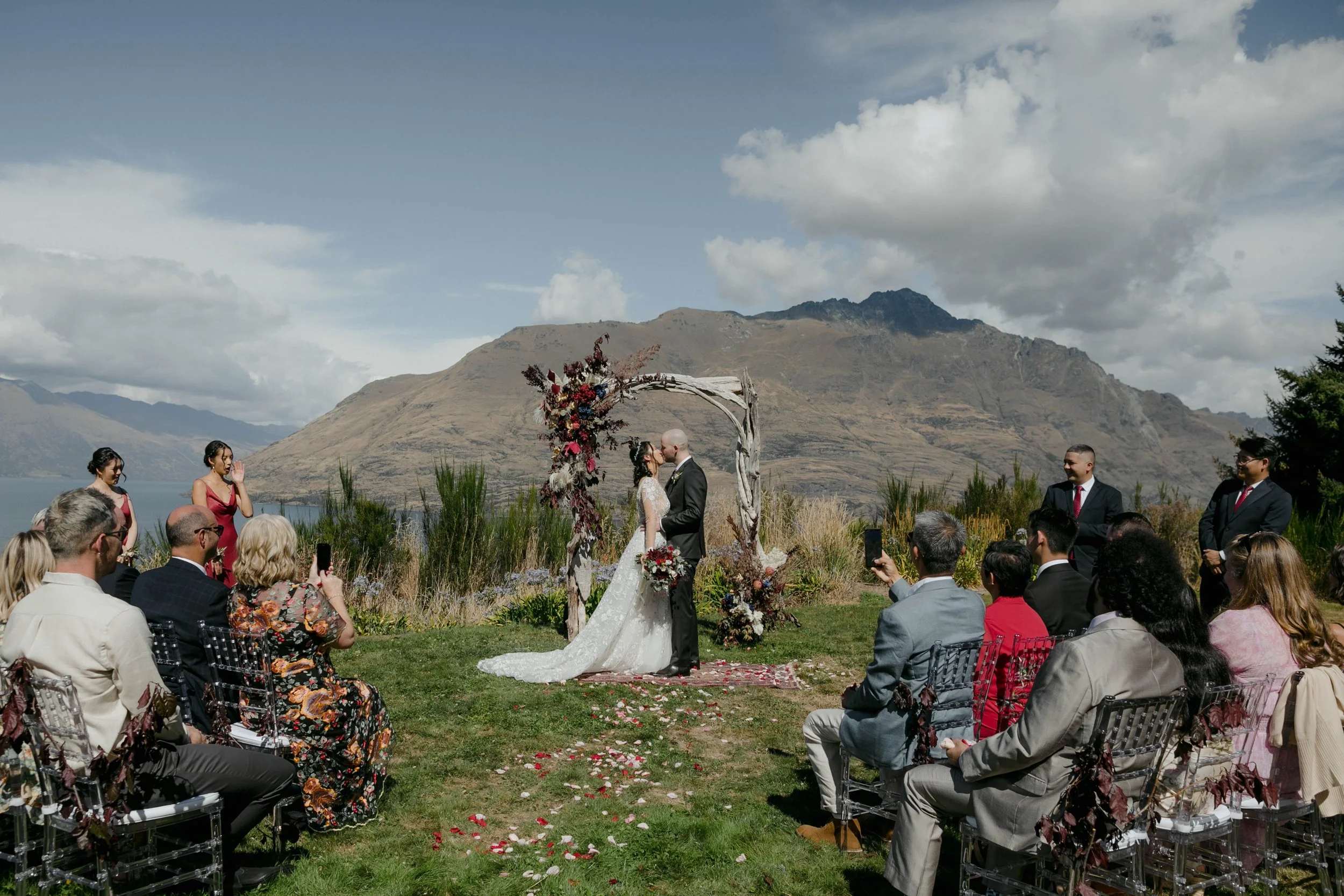 Ground Wedding (All inclusive) — aMoment Wedding