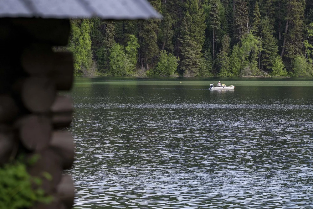 Sulphurous Lake Resort