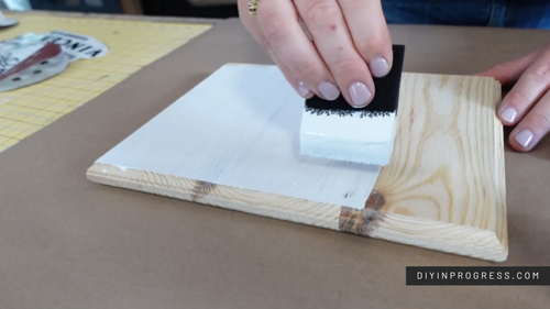 How to Make a Wooden Sign with Cricut — DIY in Progress