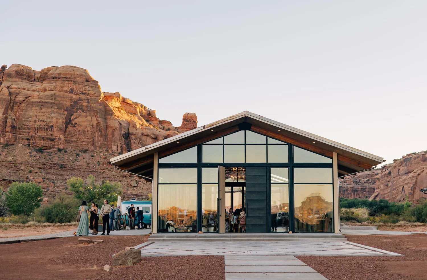 11 of the Most Amazing Wedding Venues in Utah — The Rooftop | Lehi