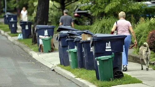 A guide to garbage disposal, recycling, and organic waste in Toronto ...