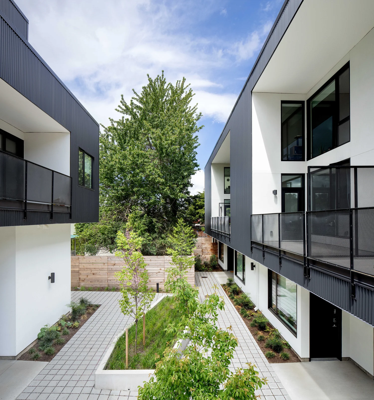 Makers Row Commercial Architect, Portland Oregon
