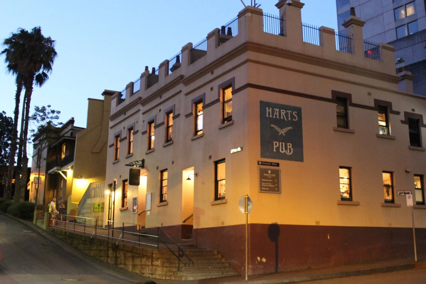 Harts Pub