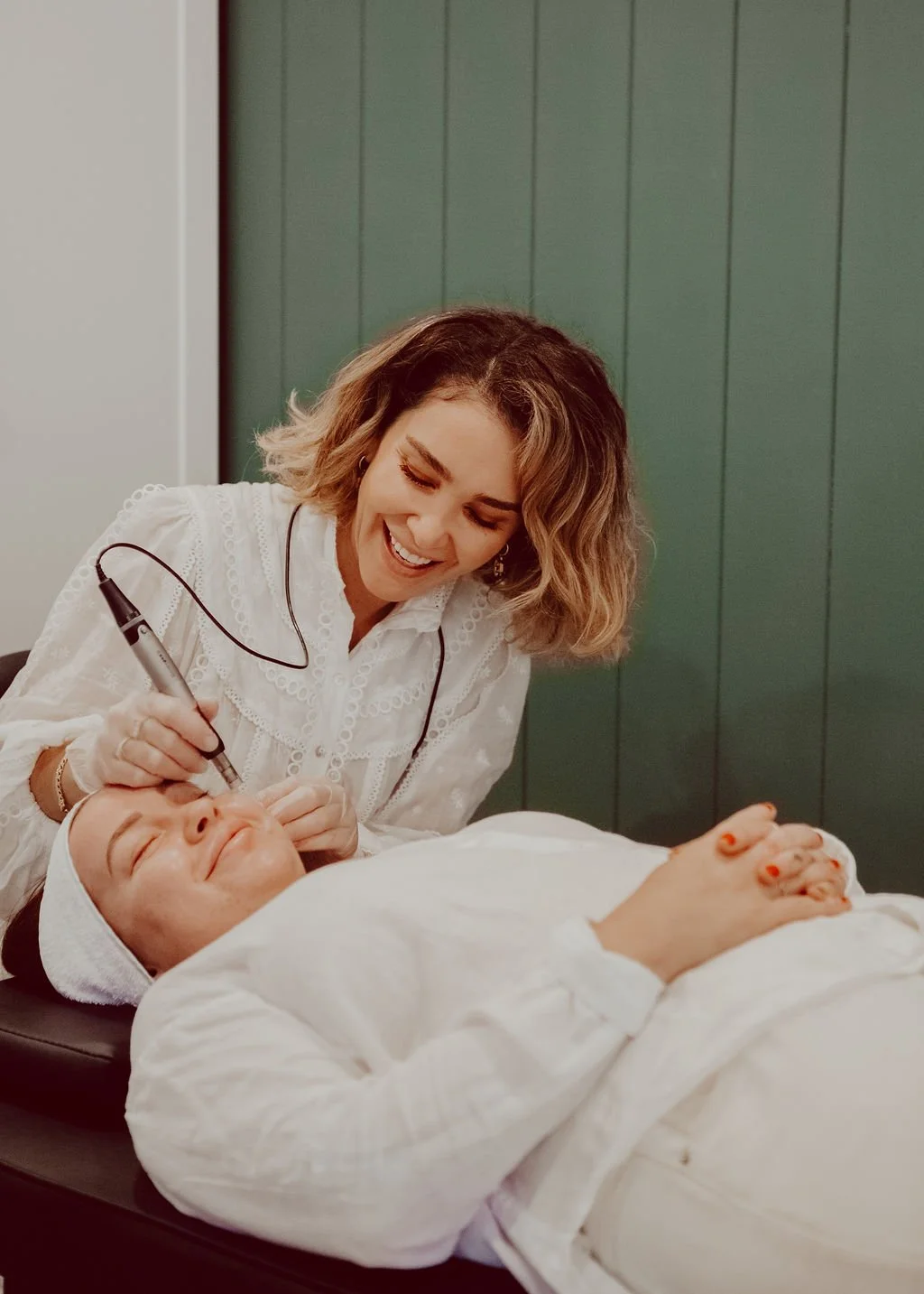 11 Must-Try Facials For Shire Beauty Junkies — SHIRE SCOUT