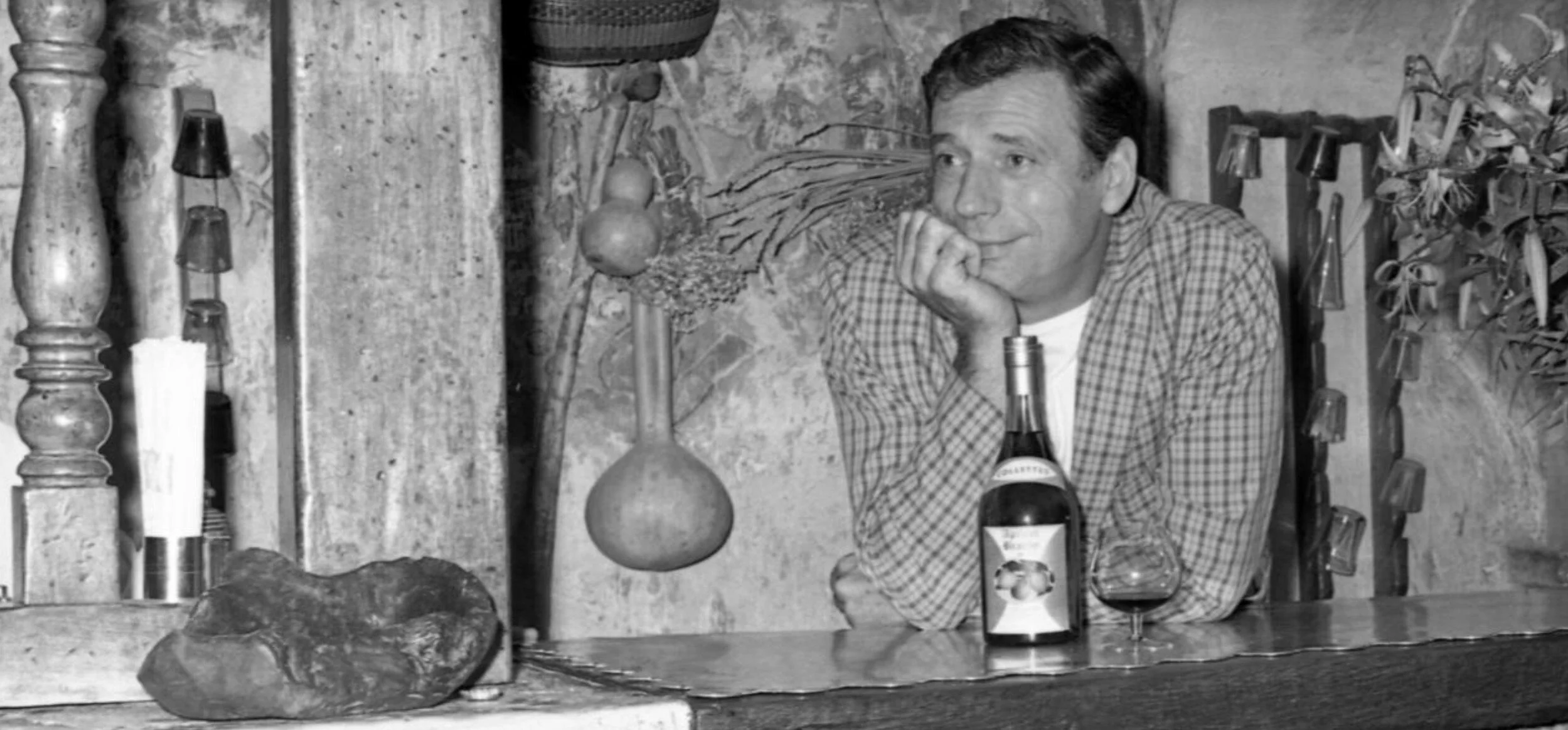 About St Paul de Vence - history and monuments — John Stuart Goldenberg