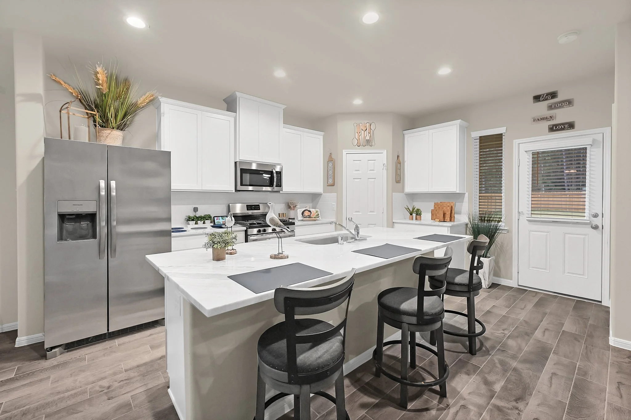 The Colina Gallery — Colina Homes