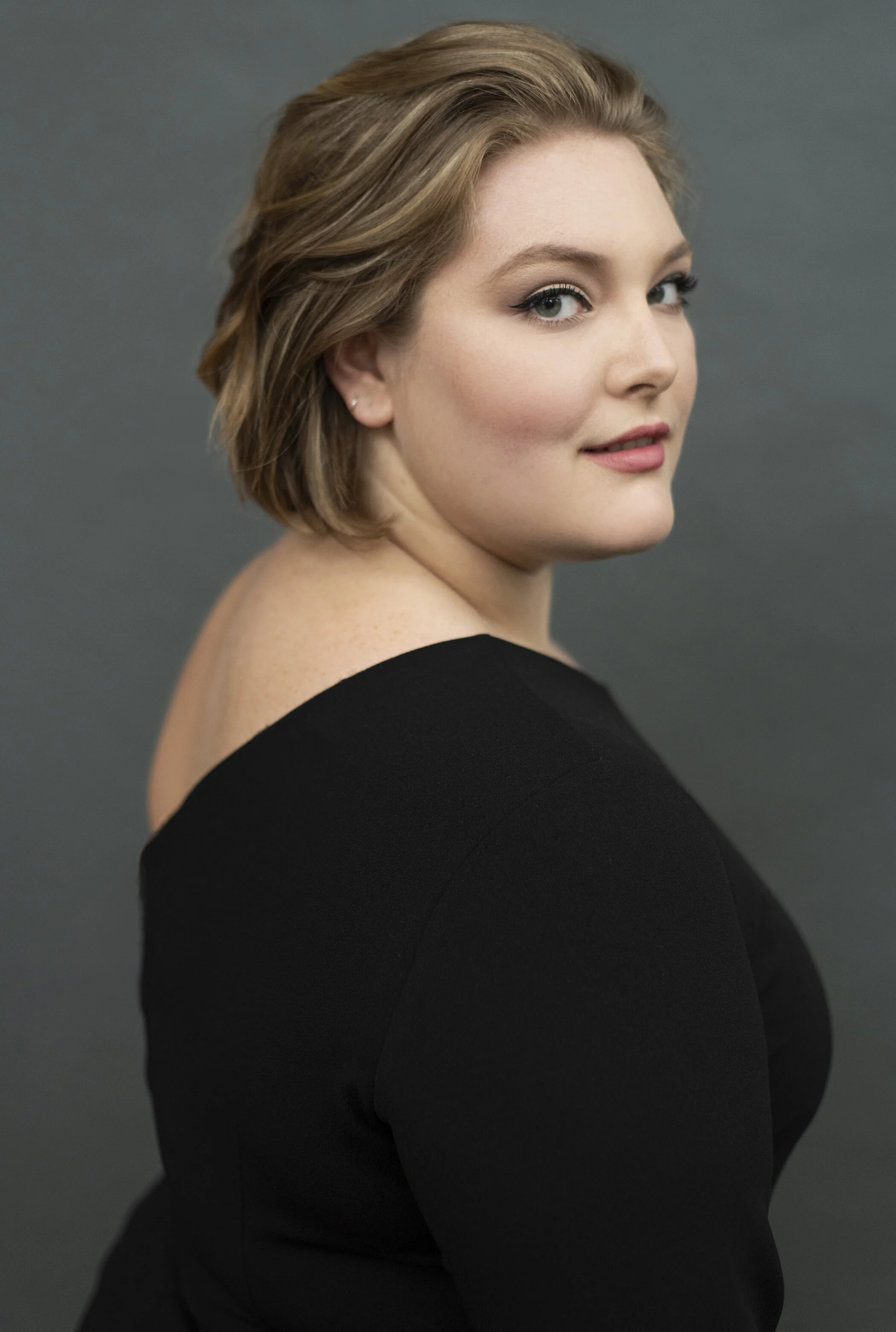 Simona Genga — Dean Artists Management