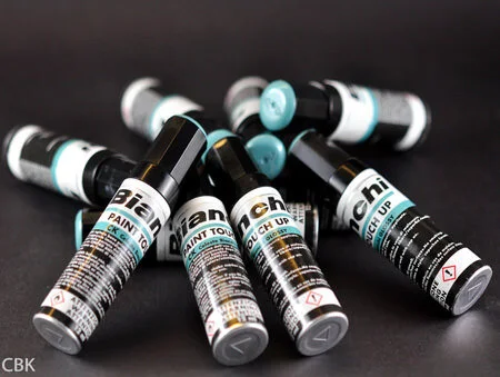 Celeste Color Bianchi