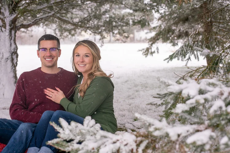 Christmas 2021 - Ben + Britt — Kennedy Picture Co
