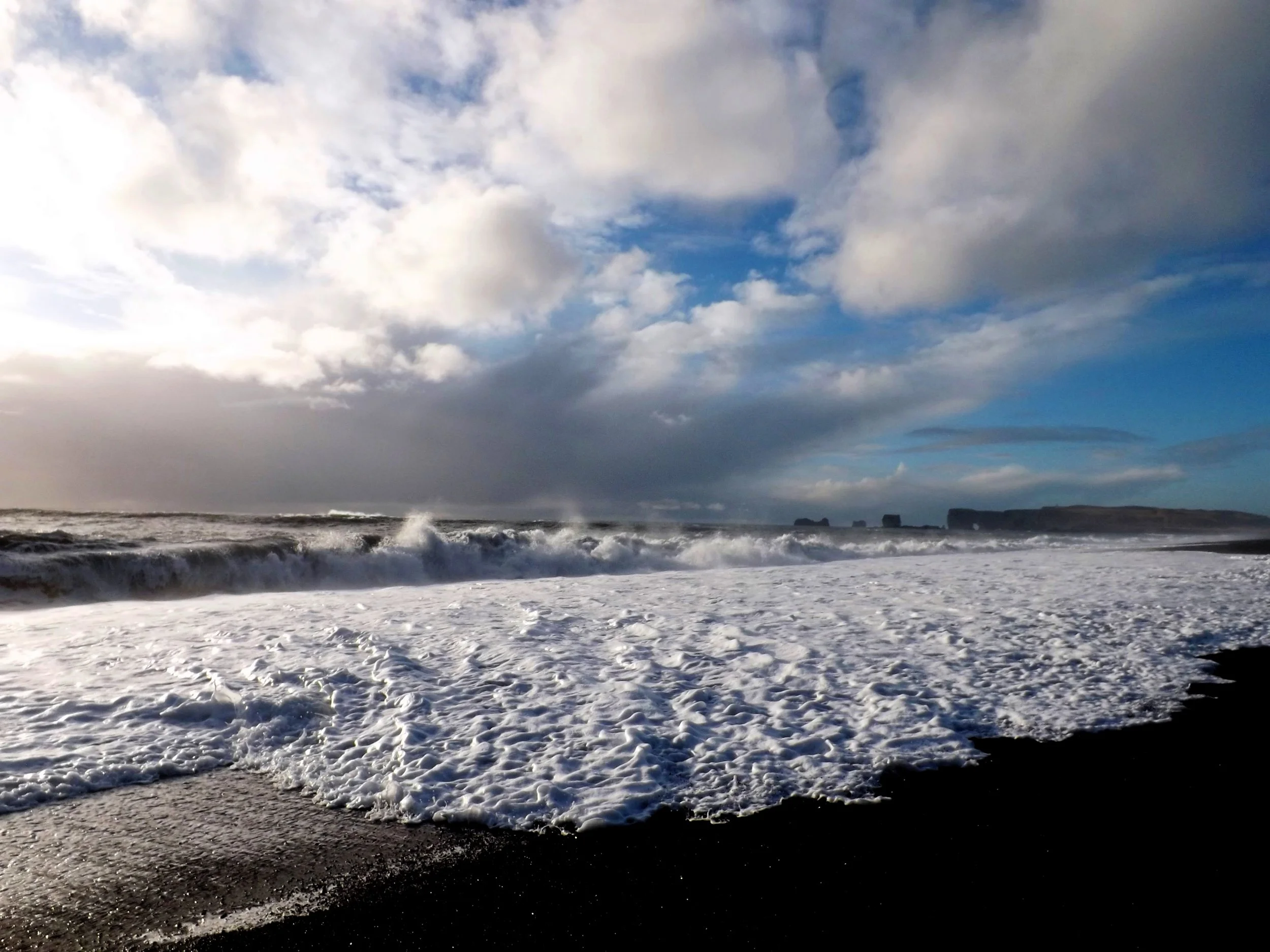 Omnom Chocolate Uses Malt and Barley in Craft Chocolate Bar — Bean to ...