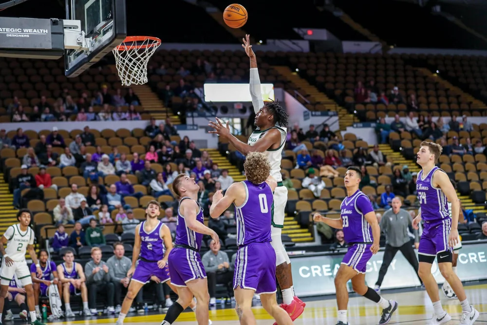 Finally, Minott is making beautiful music on the hardcourt — Kerry Eggers