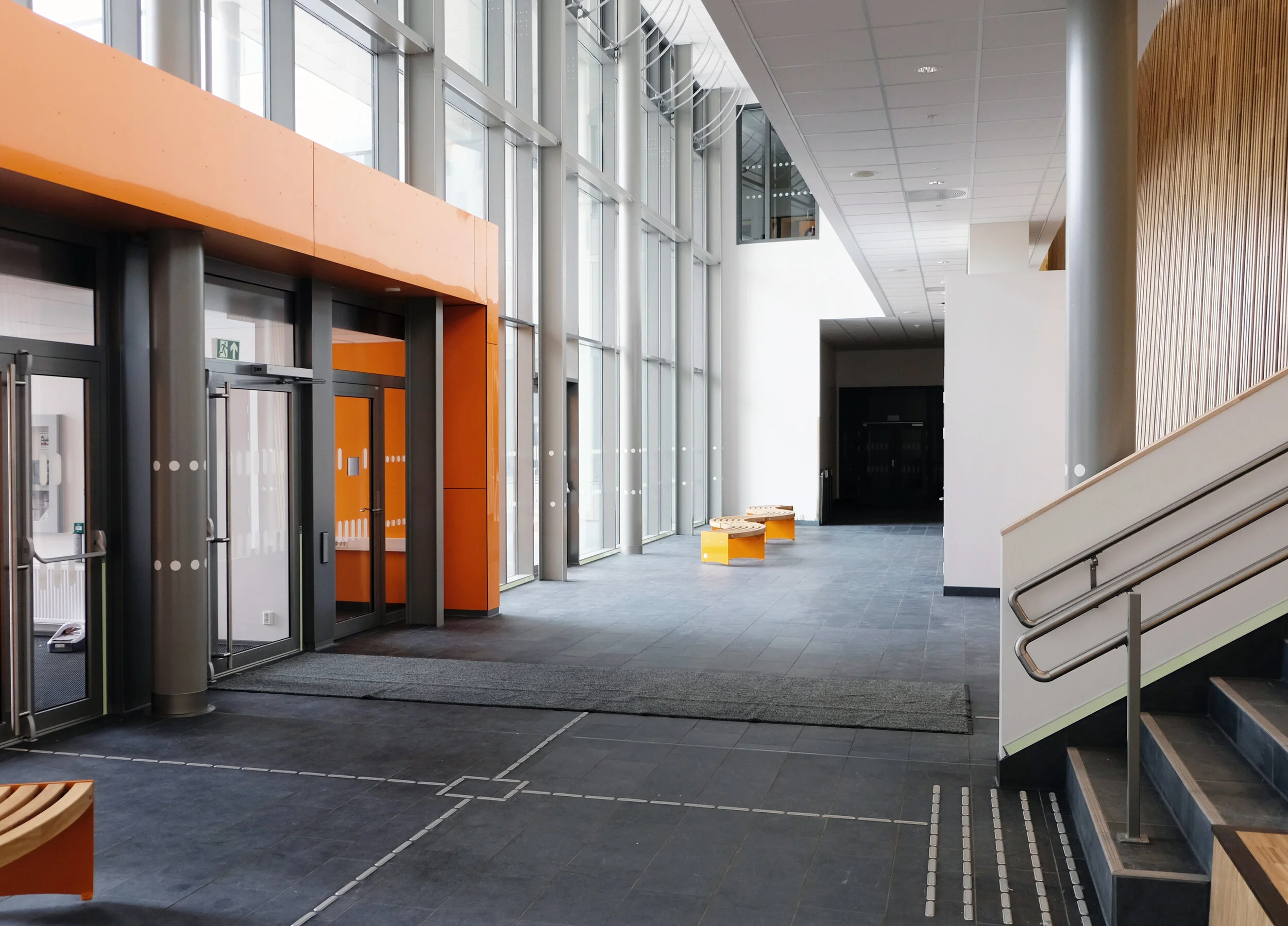 Jessheim VGS — ARKITEKTENE VIS-A-VIS