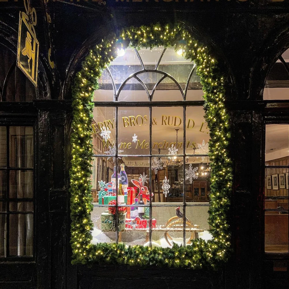 Berry Bros & Rudd Christmas Window display — Miriam Bos - illustration ...