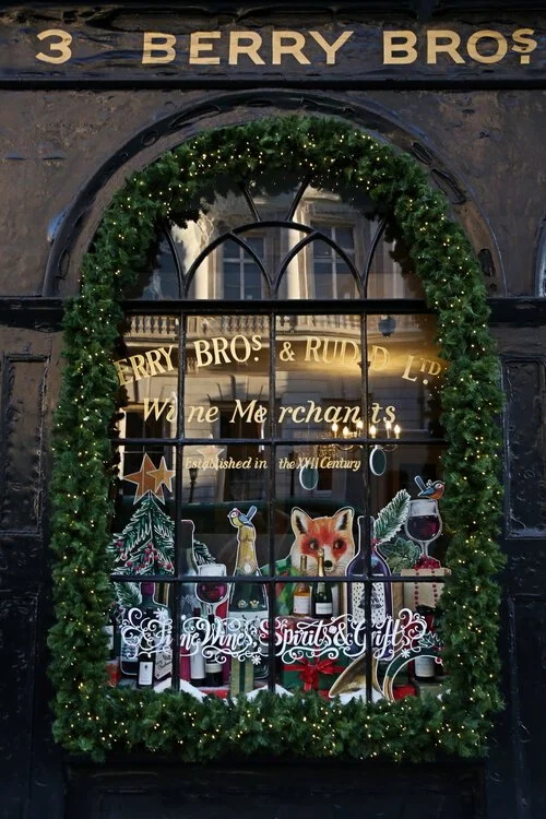 Berry Bros & Rudd Christmas Window display — Miriam Bos - illustration ...