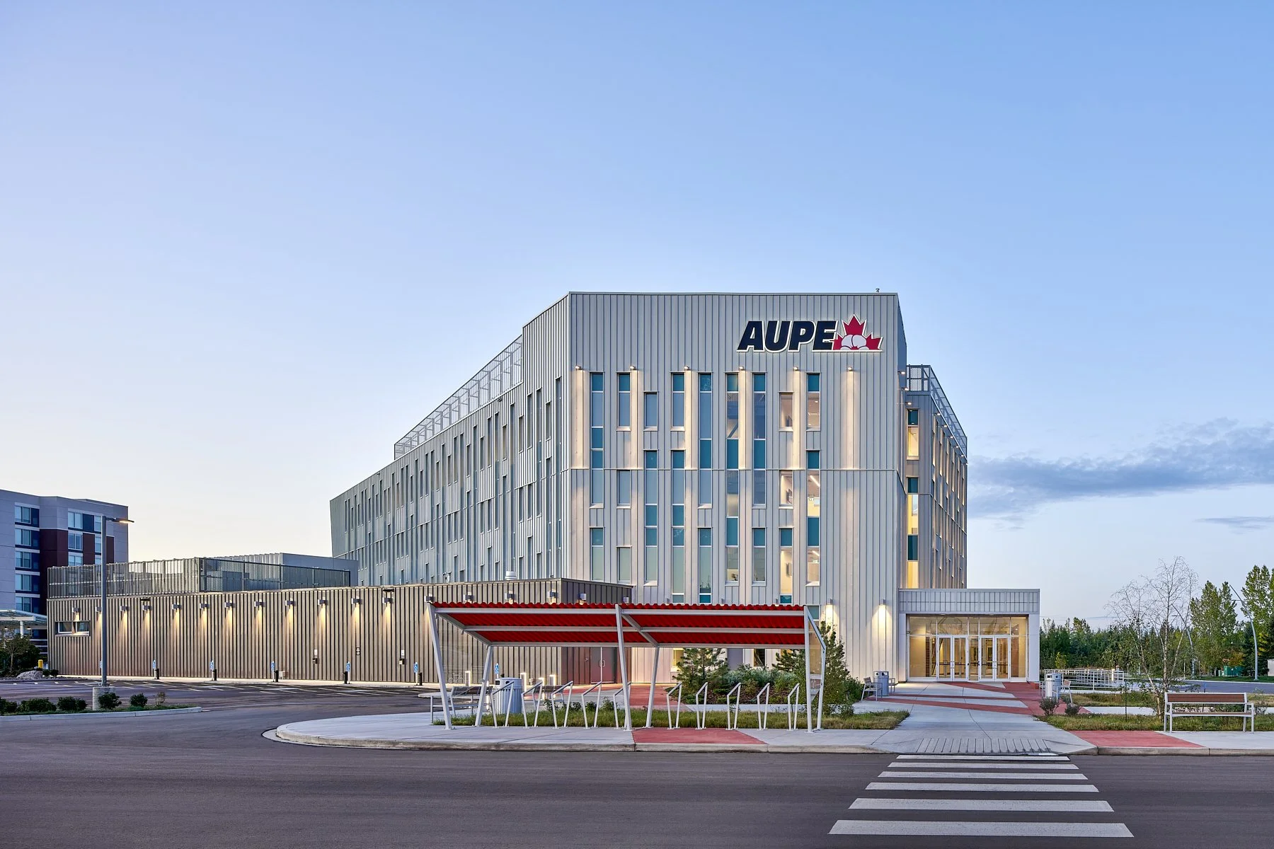AUPE Headquarters — Next Architecture
