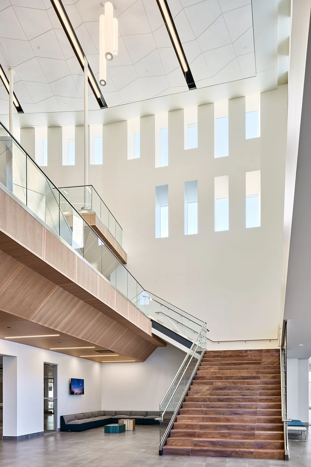 AUPE Headquarters — Next Architecture