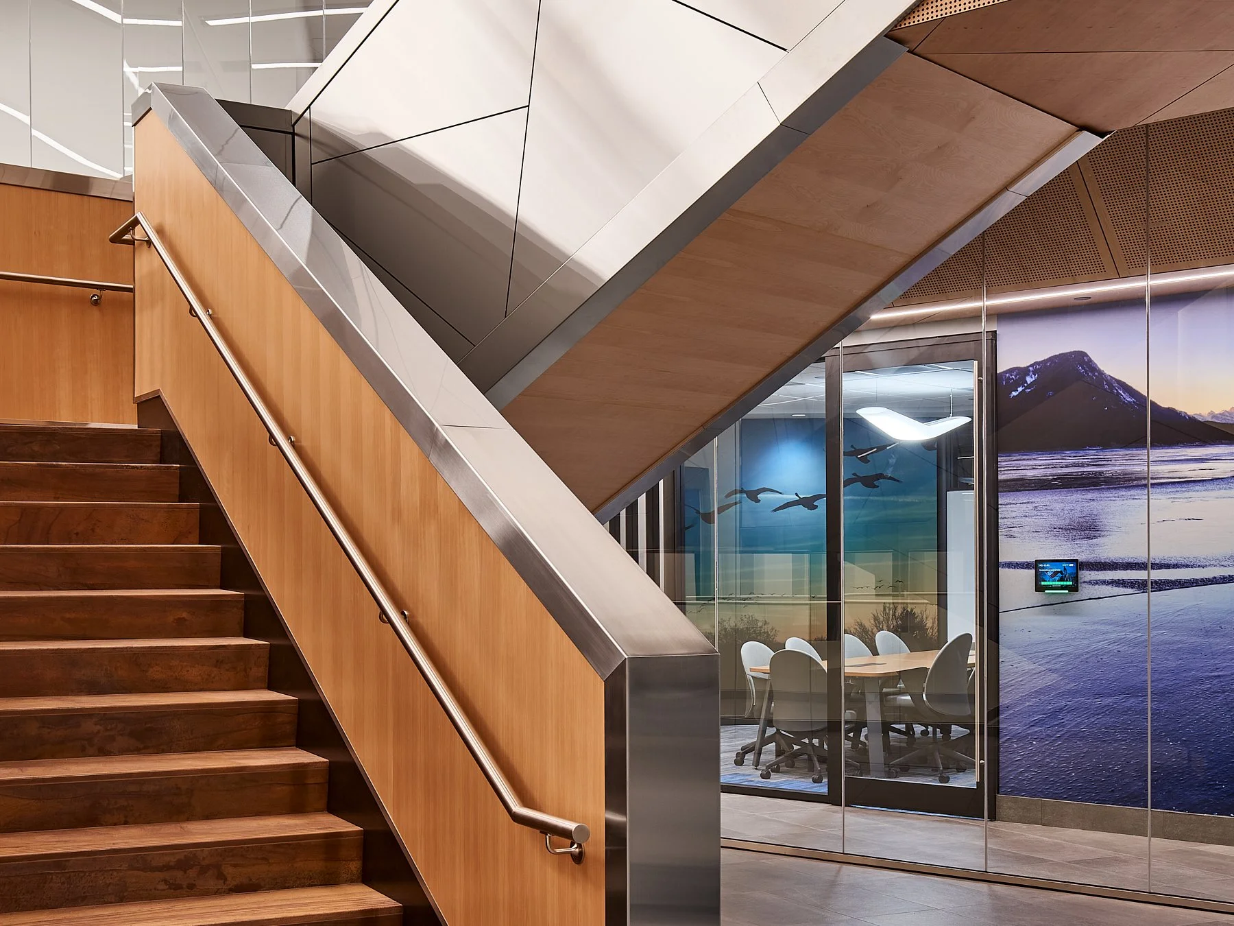 AUPE Headquarters — Next Architecture