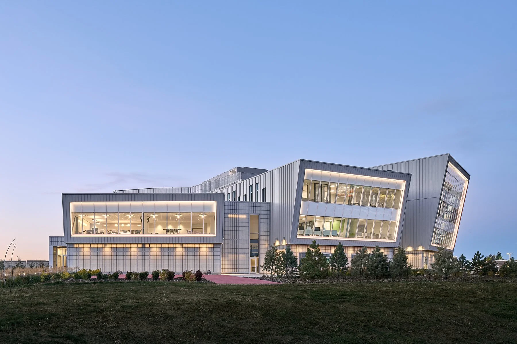 AUPE Headquarters — Next Architecture