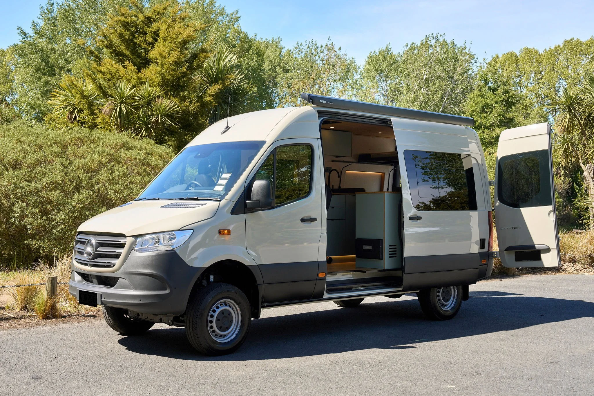 Featured Van: Nick and Martina’s 4x4 Mercedes Sprinter Campervan ...