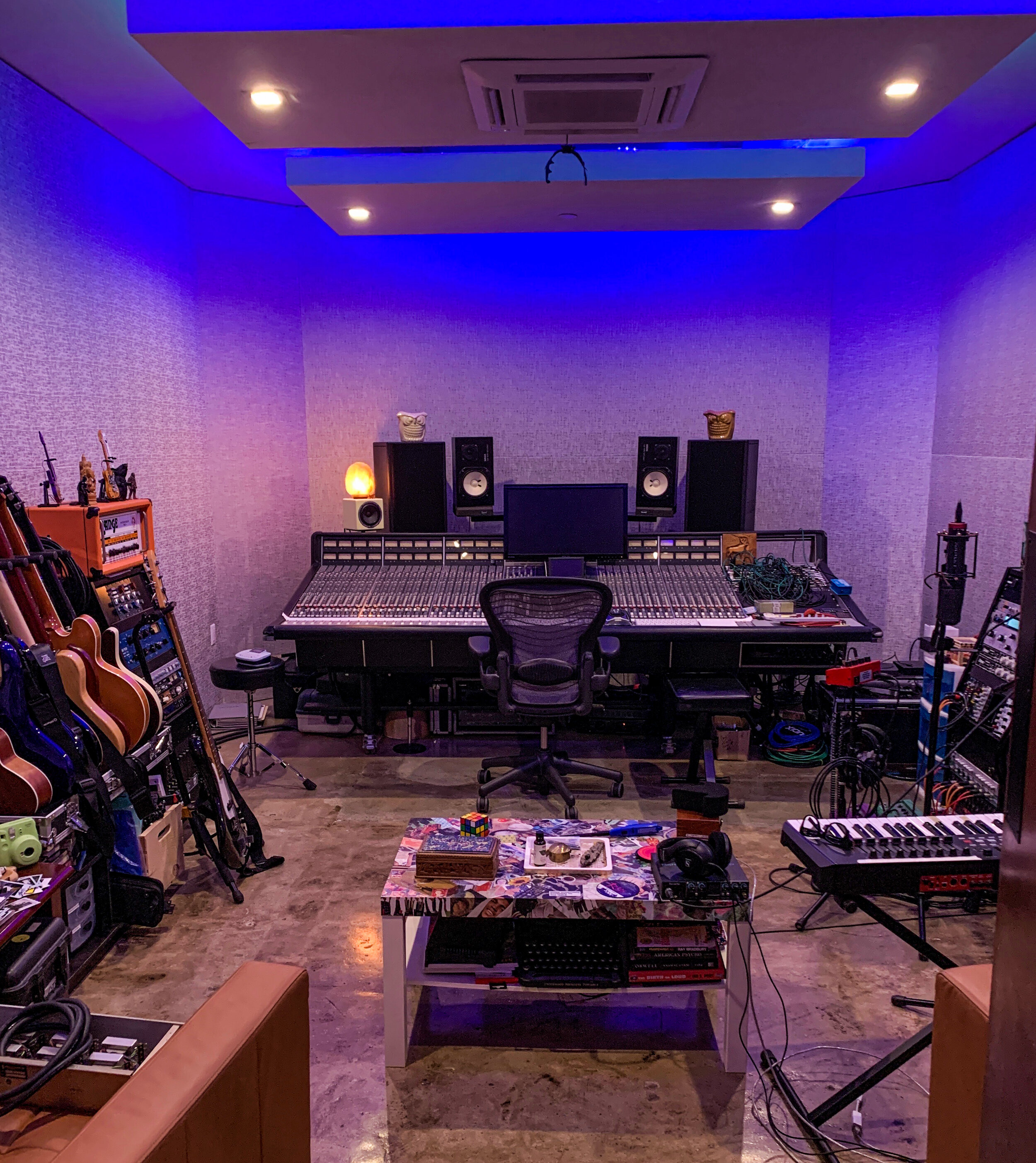 Studio Details — LemonTree Studios