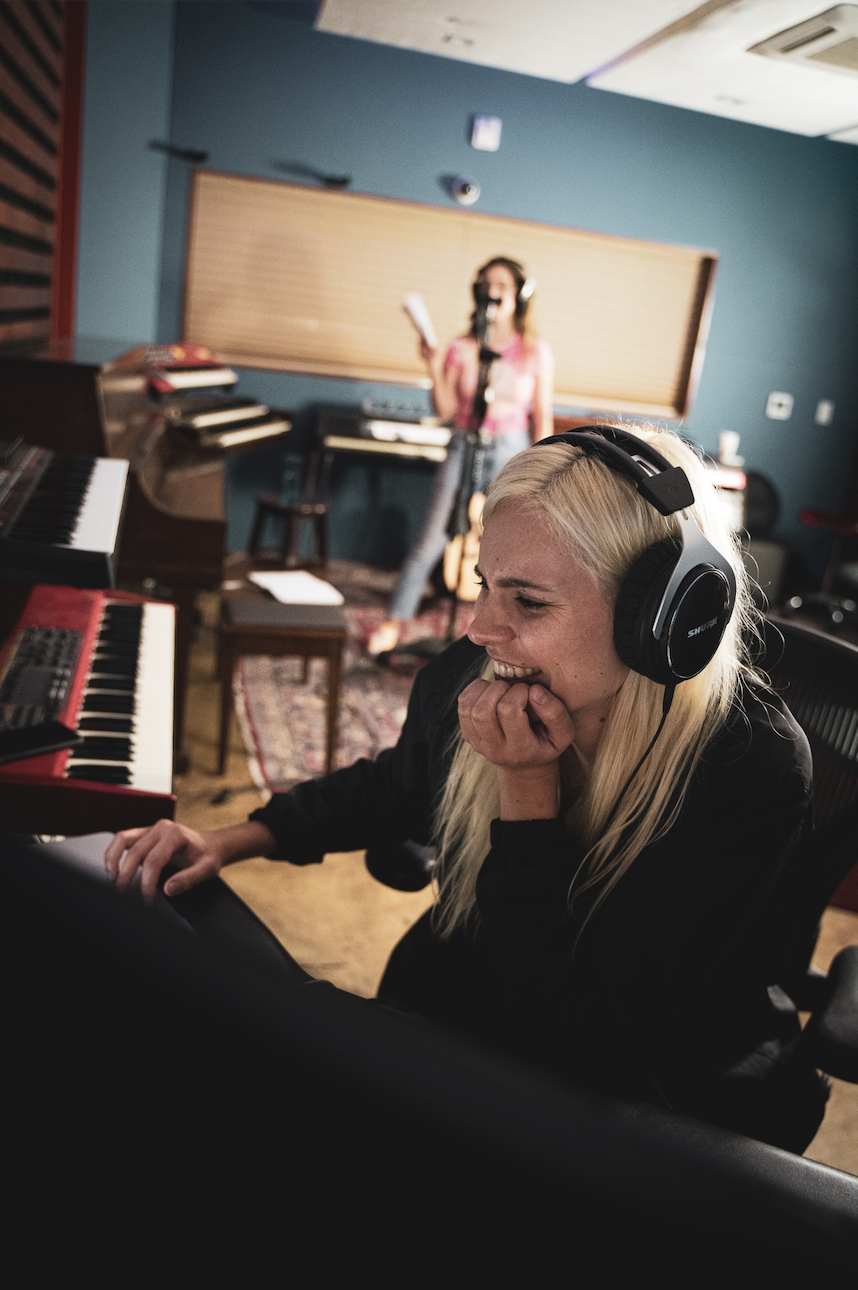 Plug & Play Live Room Information — LemonTree Studios