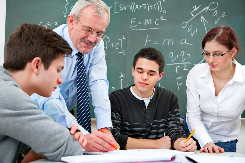 Catching Up Secondary Students: High-Impact, Extra-Time Intervention ...