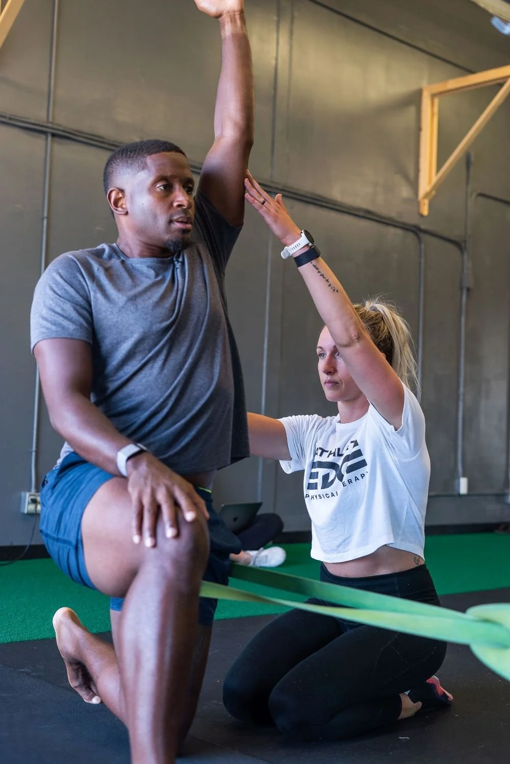 The Key to Better Squats: Strengthen Hip Rotators for Stability and ...