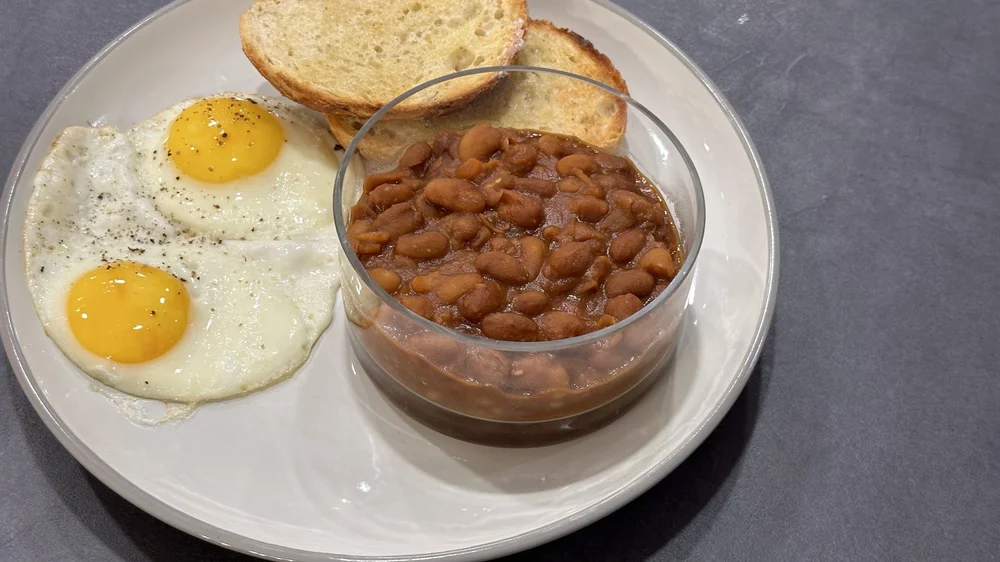 Easy Baked Beans From Scratch (Heinz Beans at Home!) — Cooking with Anadi