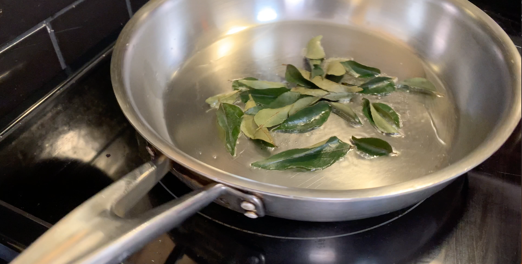 Ala Kiri Hodi - Creamy Sri Lankan Coconut Potatoes — Cooking with Anadi