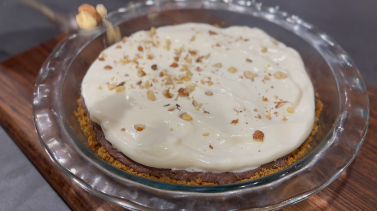 No-Bake Nutella Cream Cheese Pie with Graham Cracker Crust — Cooking ...