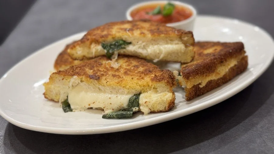 Authentic Mozzarella in Carrozza Recipe — Cooking with Anadi