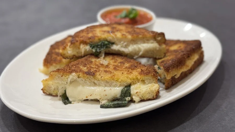 Authentic Mozzarella in Carrozza Recipe — Cooking with Anadi