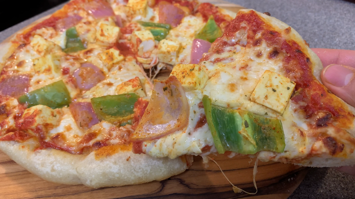 Paneer Tikka Pizza Recipe | How to Make Paneer Pizza without Oven ...