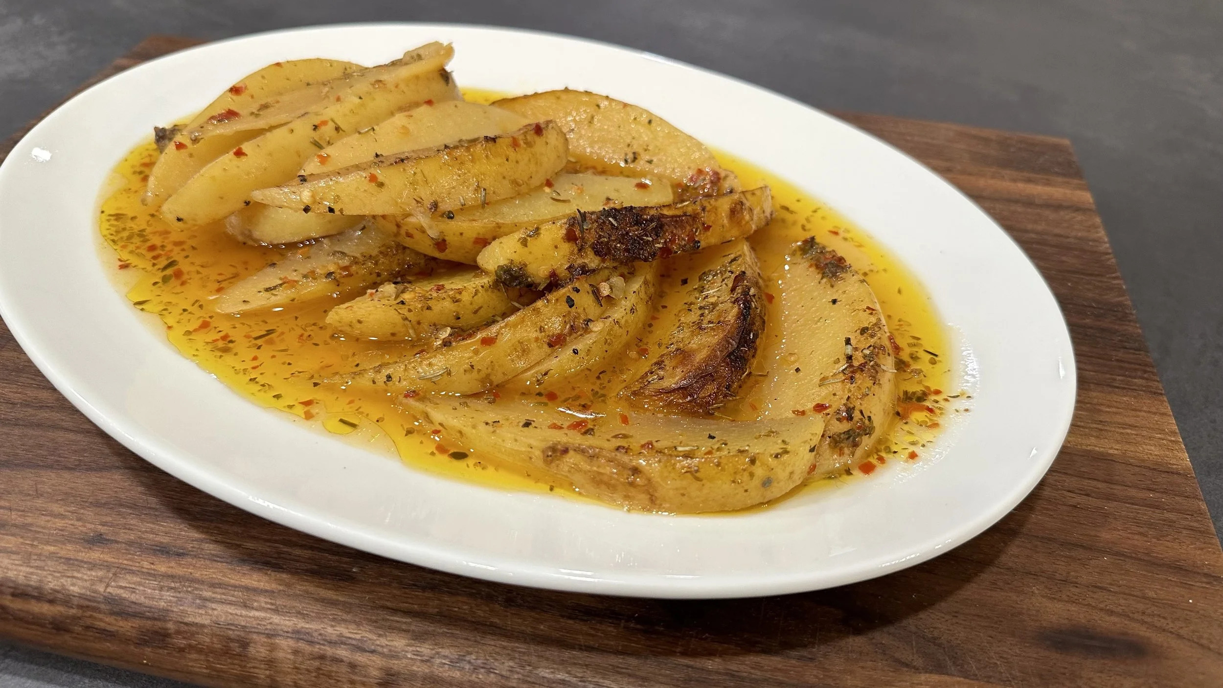 Easy Baked Greek Lemon Potatoes (Patates Lemonates) — Cooking with Anadi