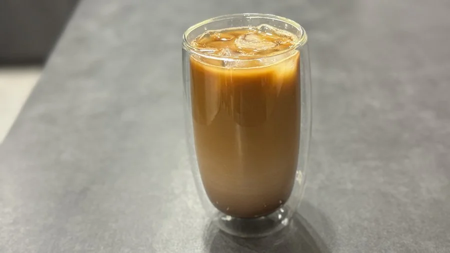 Easy Iced Chocolate Latte Recipe — Cooking with Anadi
