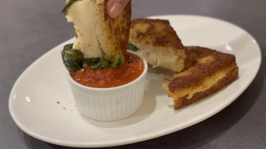 Authentic Mozzarella in Carrozza Recipe — Cooking with Anadi