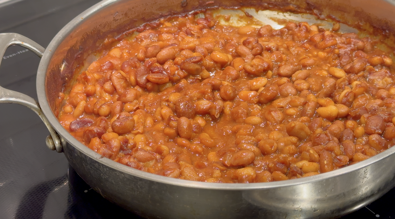 Easy Baked Beans From Scratch (Heinz Beans at Home!) — Cooking with Anadi