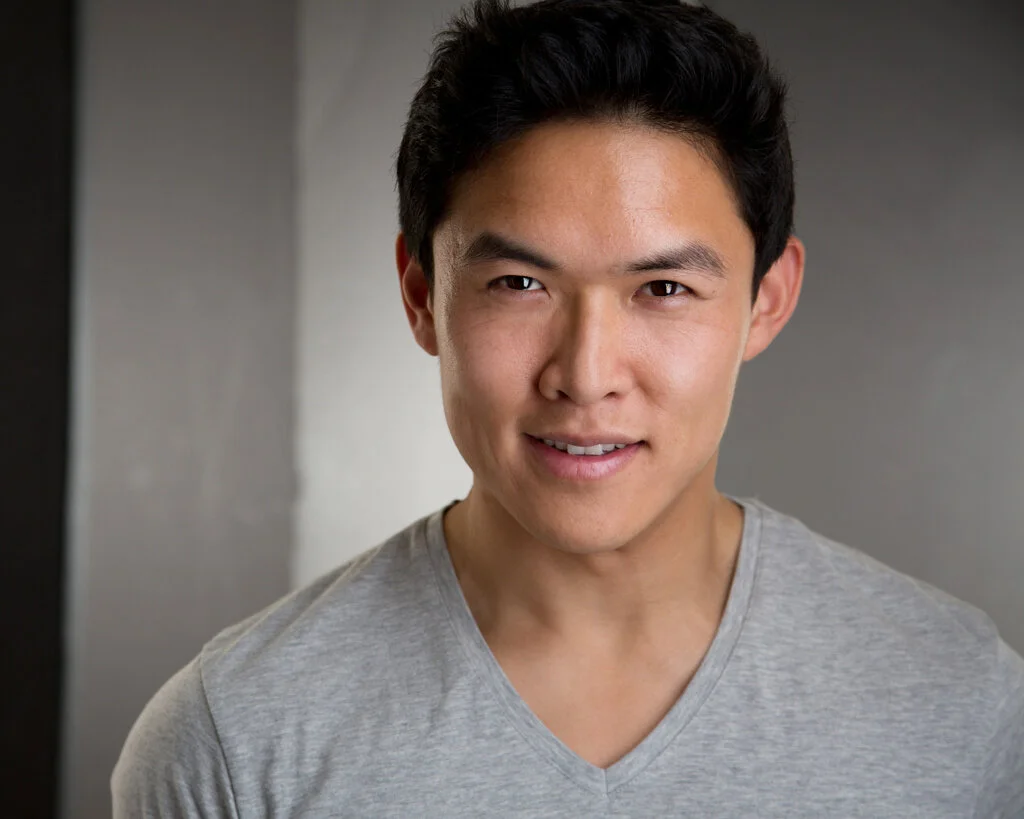 MEN — ROBERT MERRILL STUDIOS