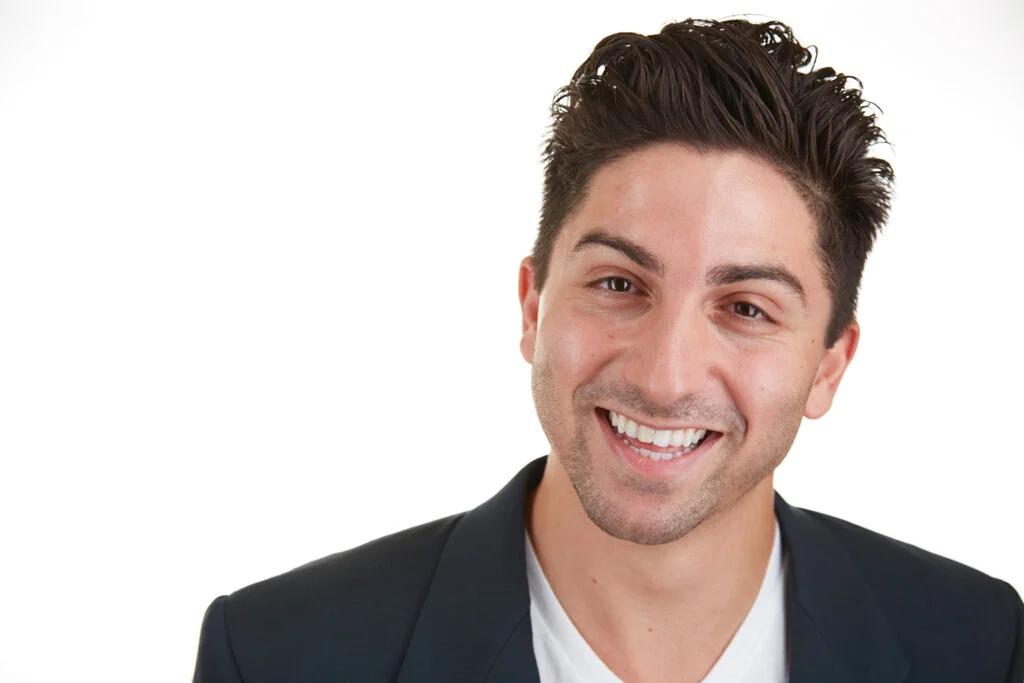 MEN — ROBERT MERRILL STUDIOS