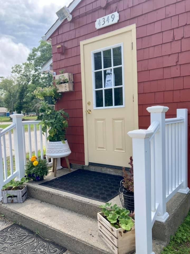 Sly Fox Den Too — Sly Fox Den Restaurant & Cultural Center