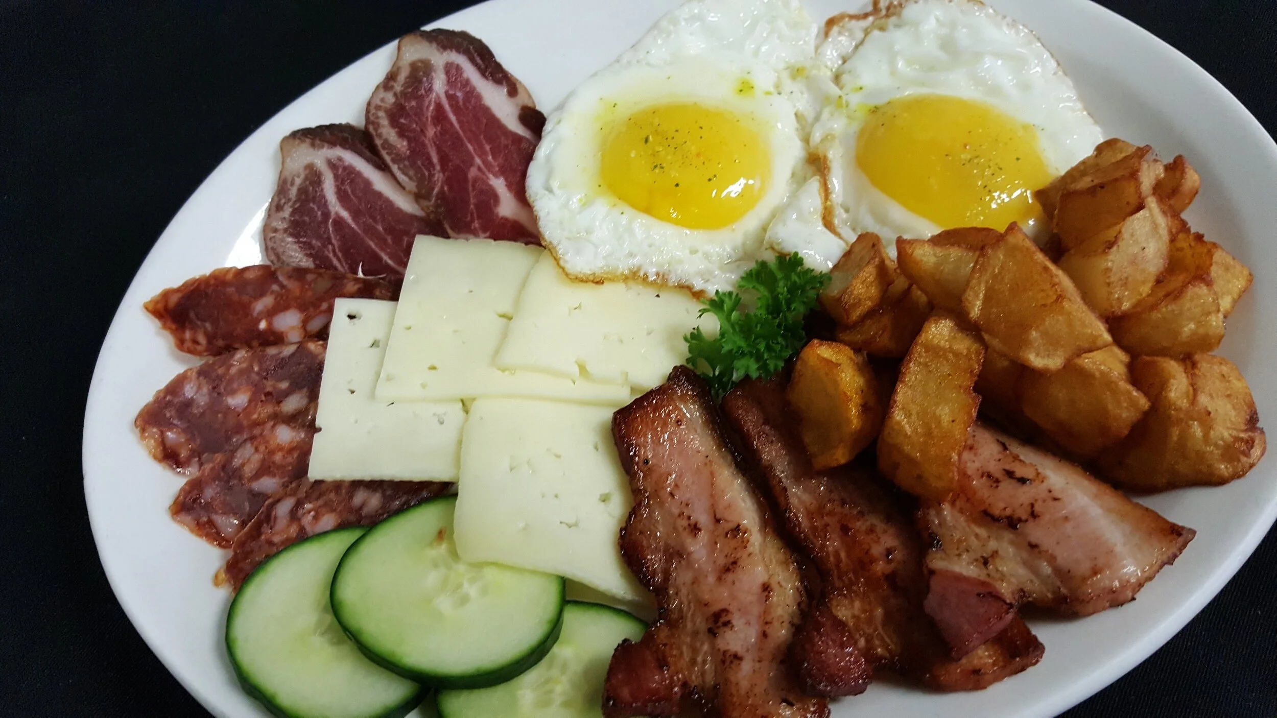 Three Brothers Casual Dining