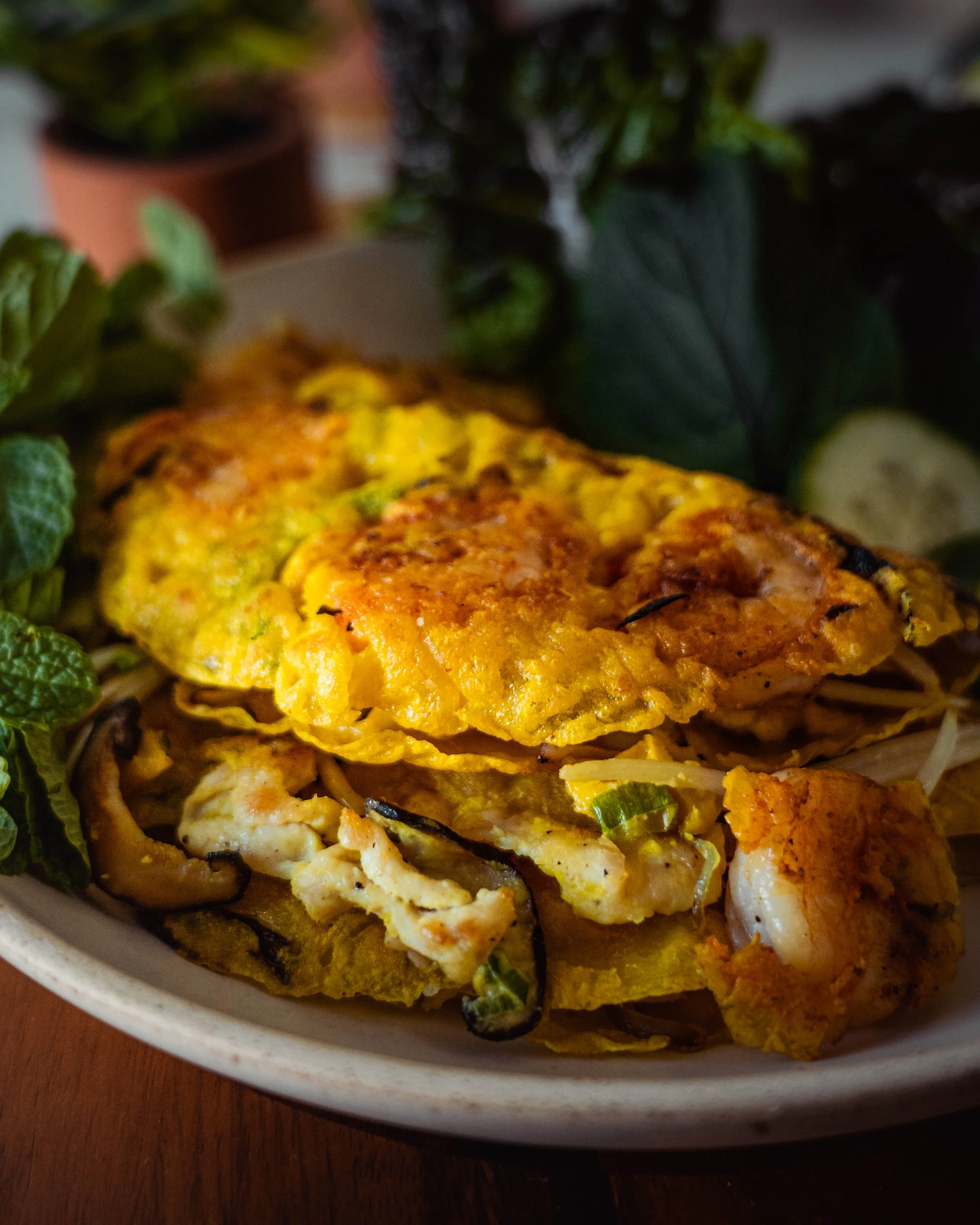 Bánh Xèo | Vietnamese Sizzling Rice Crêpes | Chicken & Shrimp-Filled ...
